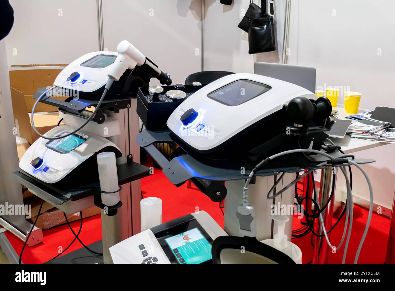 Shock wave therapy device for the treatment of chronic pain associated ...