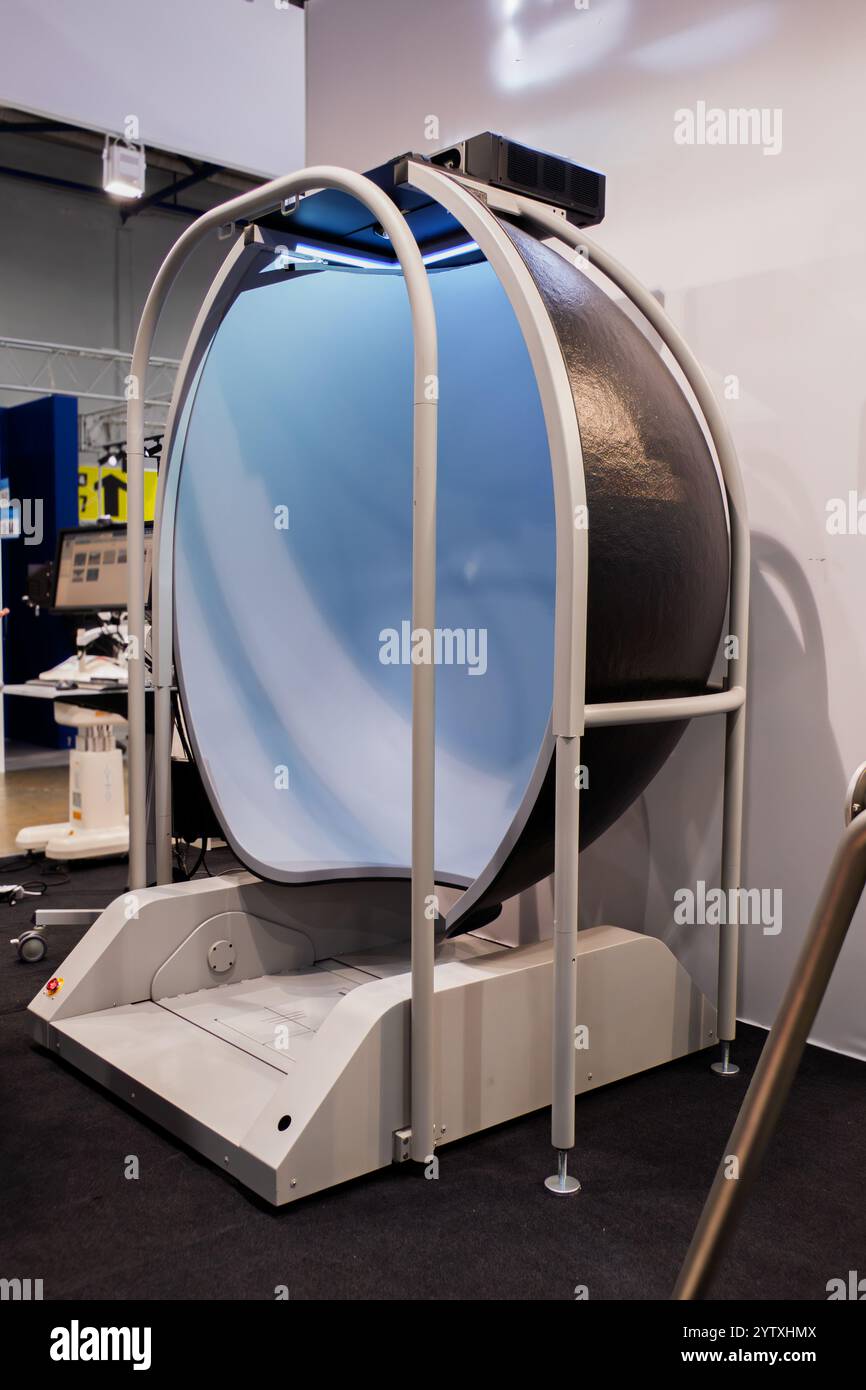 Therapeutic simulator computer dynamic posturography. For patients ...