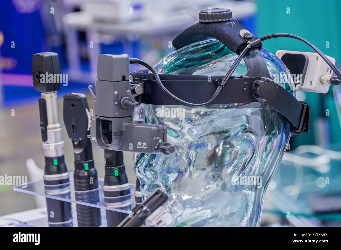 Binocular indirect ophthalmoscope hi-res stock photography and images ...