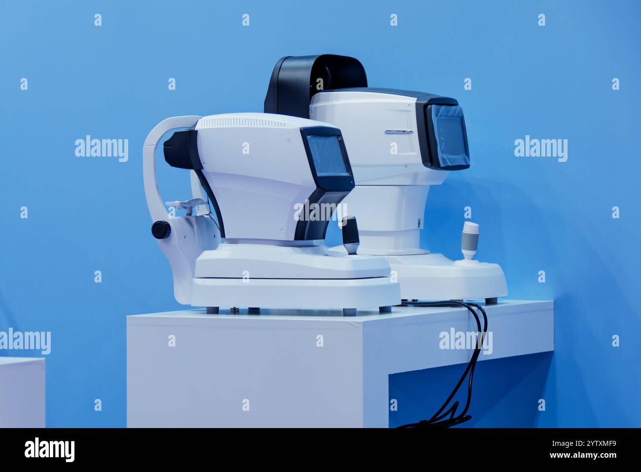 Corneal adaptive hi-res stock photography and images - Alamy