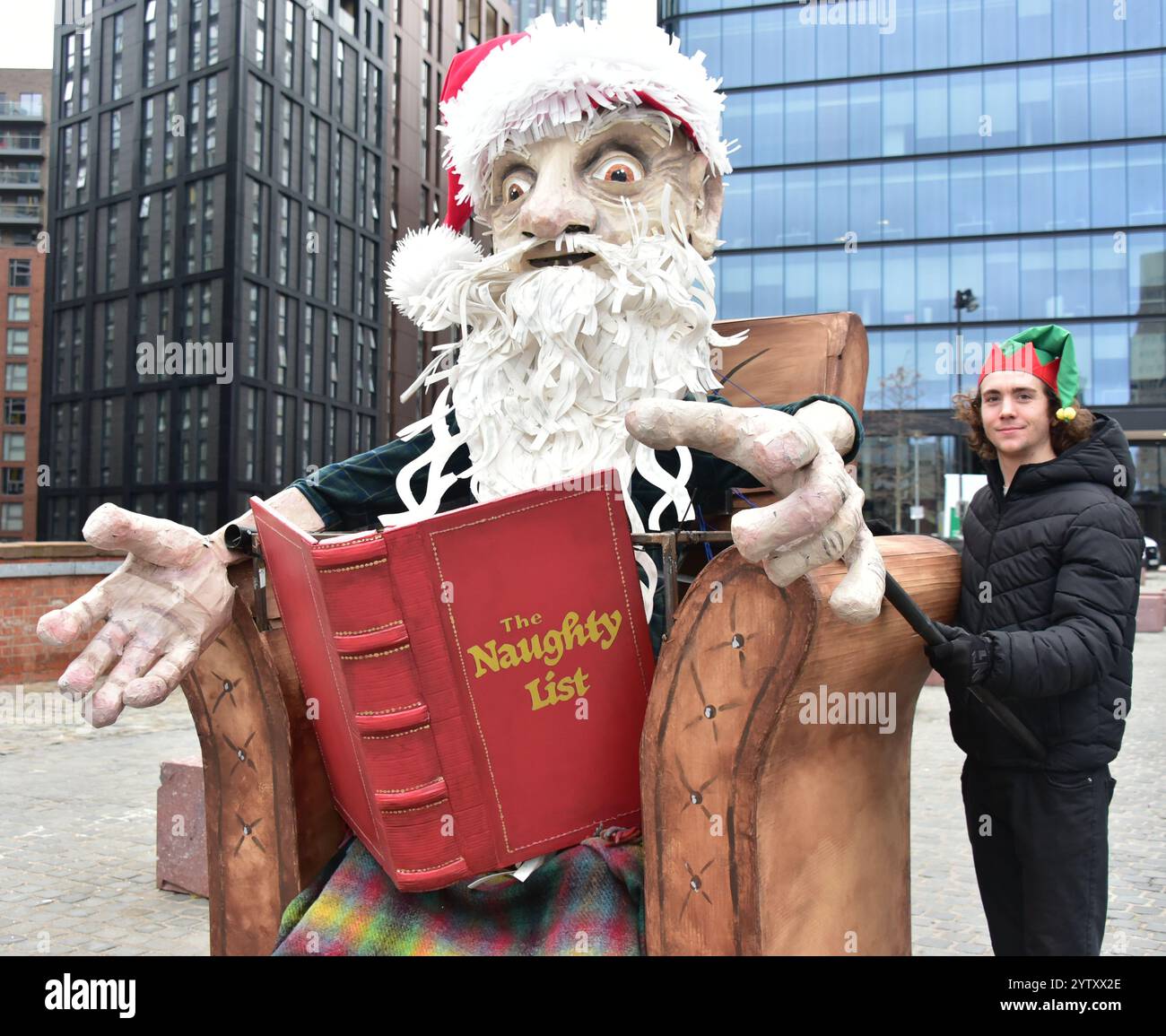 Manchesters christmas parade hi-res stock photography and images - Alamy