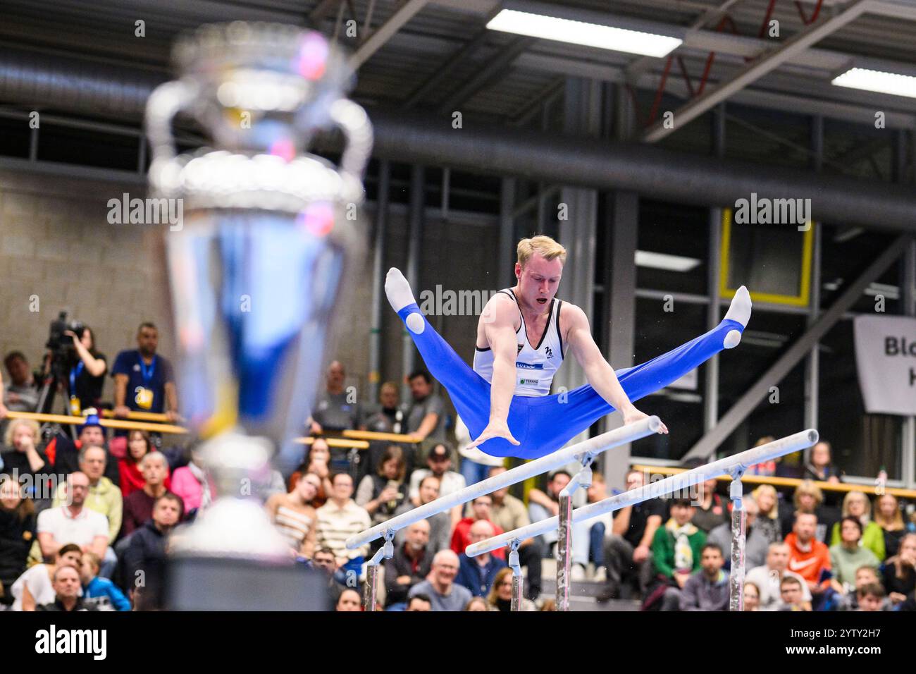 07 December 2024, Saarland, Saarbrücken: Gymnastics: DTL final 2024 ...