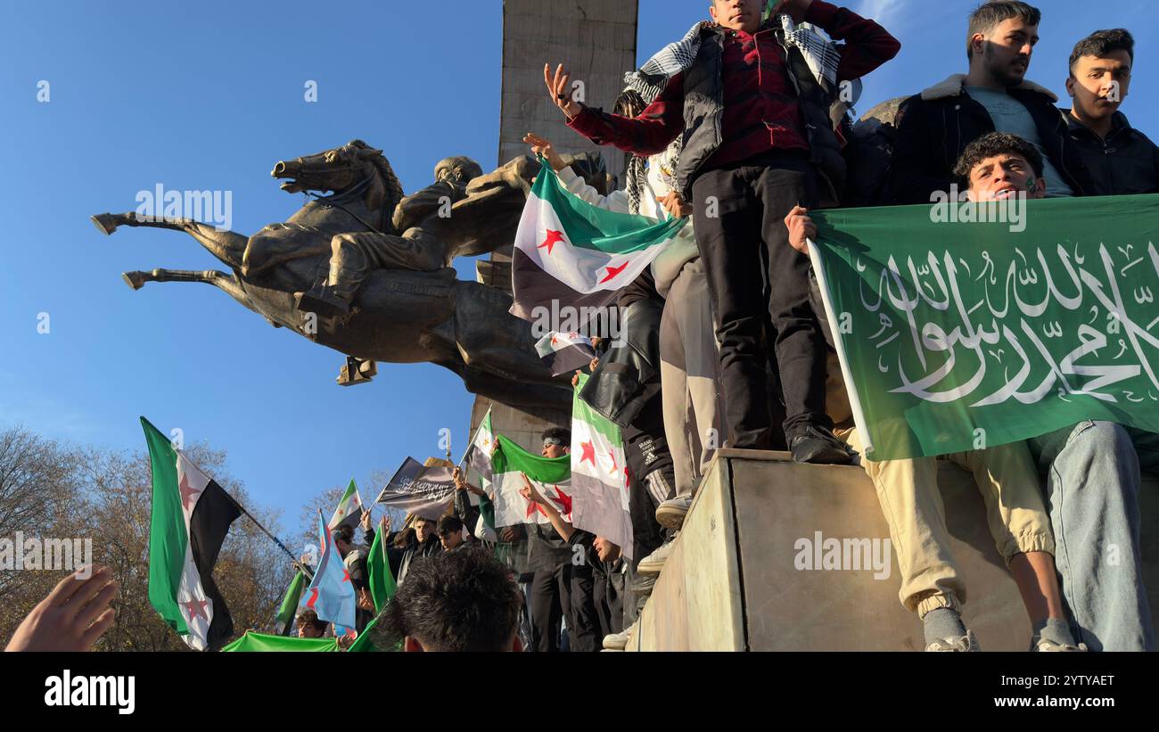 Assad familys half hi-res stock photography and images - Alamy