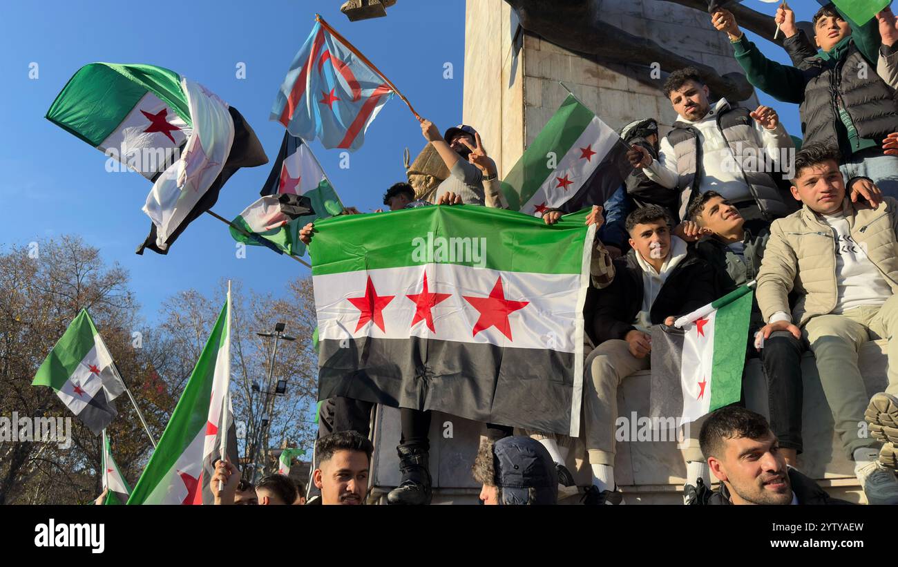 Assad government hi-res stock photography and images - Alamy