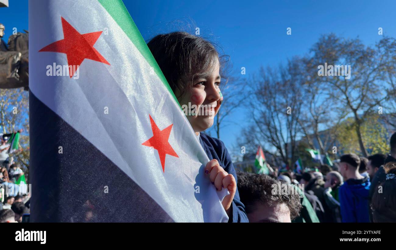 Syrians celebrate the Syrian government fall and end of Assad family's ...