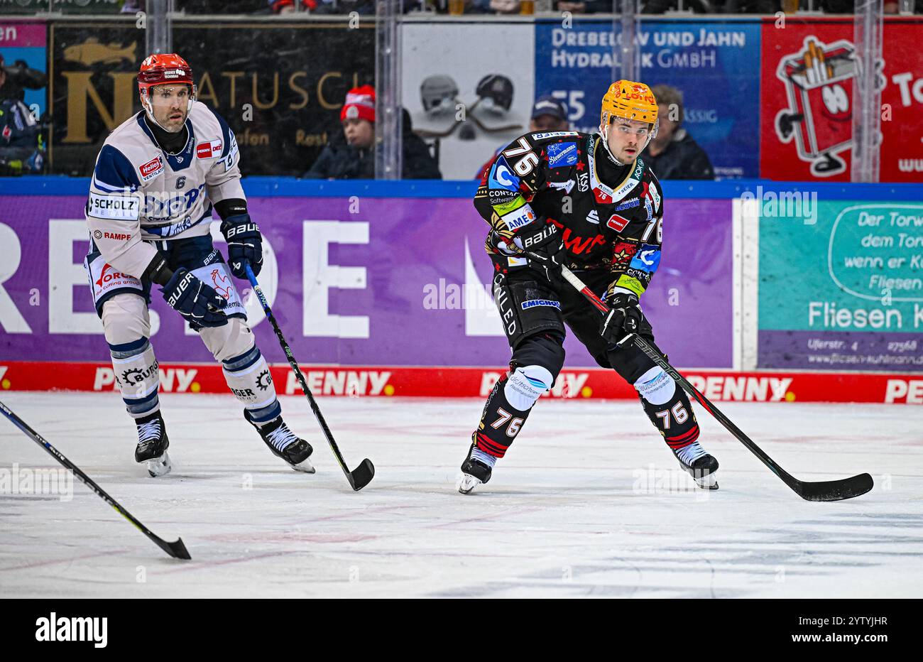 Daryl Boyle (Schwenninger Wild Wings, #6) und Justin Buesing (Fischtown ...