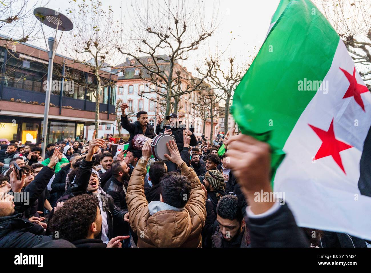 Syrian rebels flag hi-res stock photography and images - Alamy