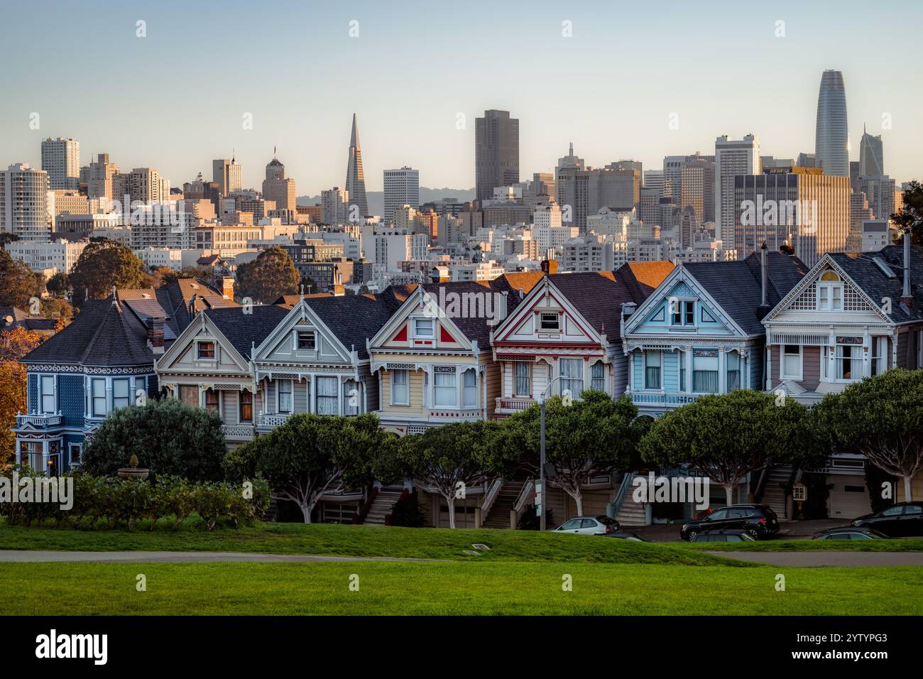 the famous painted ladies of san francisco in the morning light Stock ...