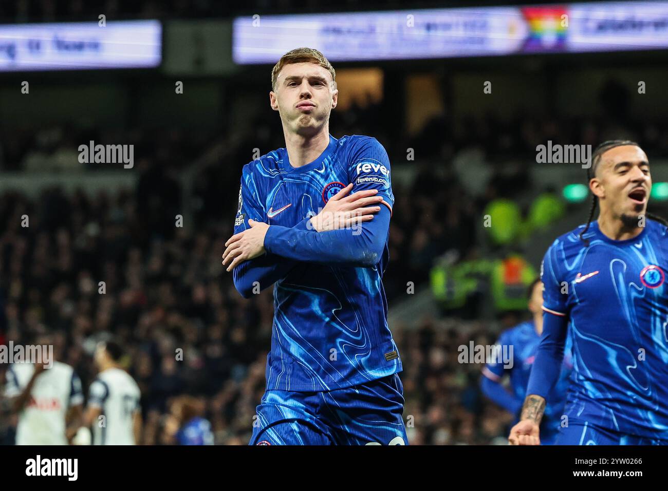 Cole Palmer of Chelsea celebrates his goal to make it 2-2 during the ...