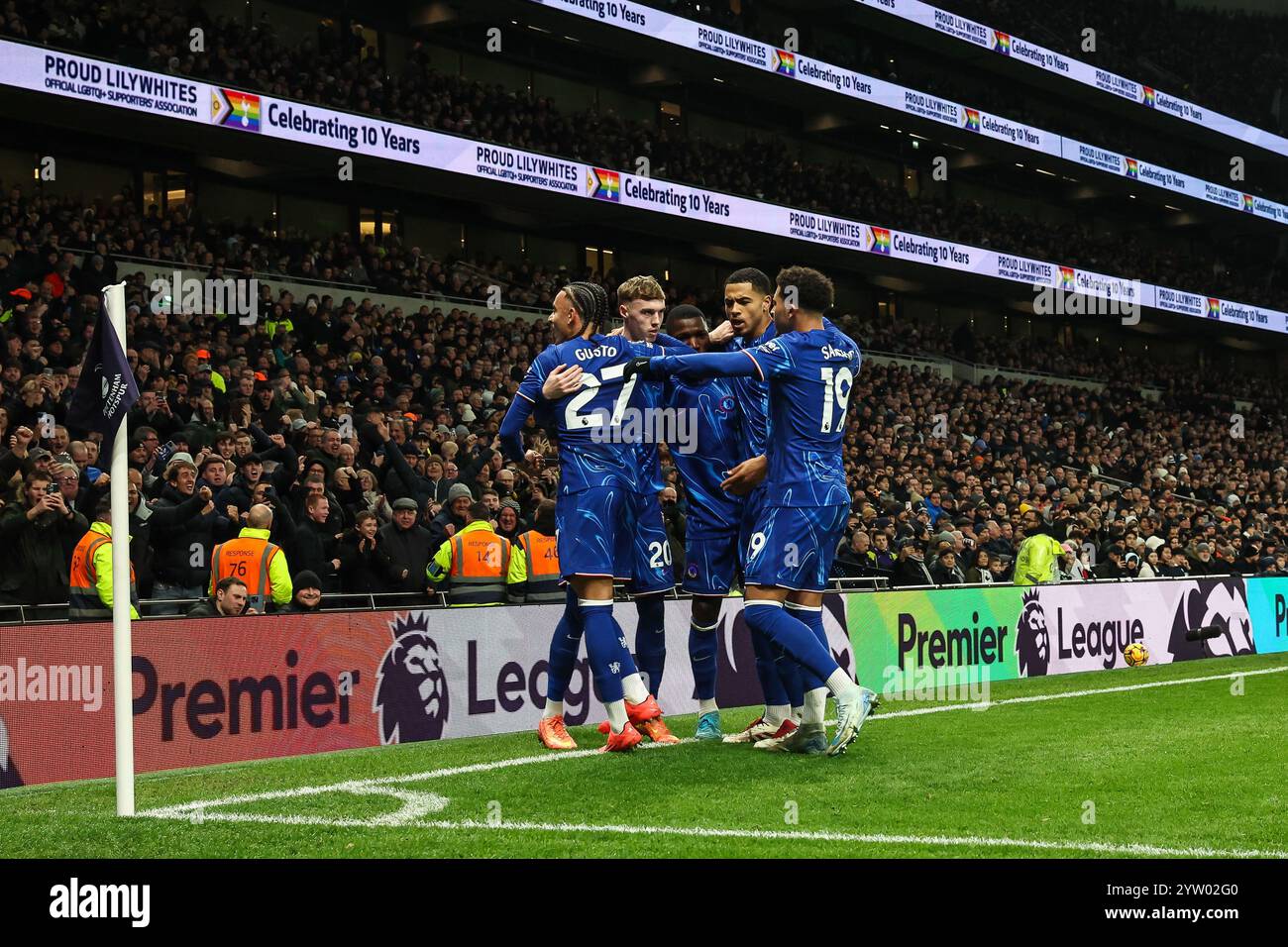 Cole Palmer of Chelsea celebrates his goal to make it 2-2 during the ...
