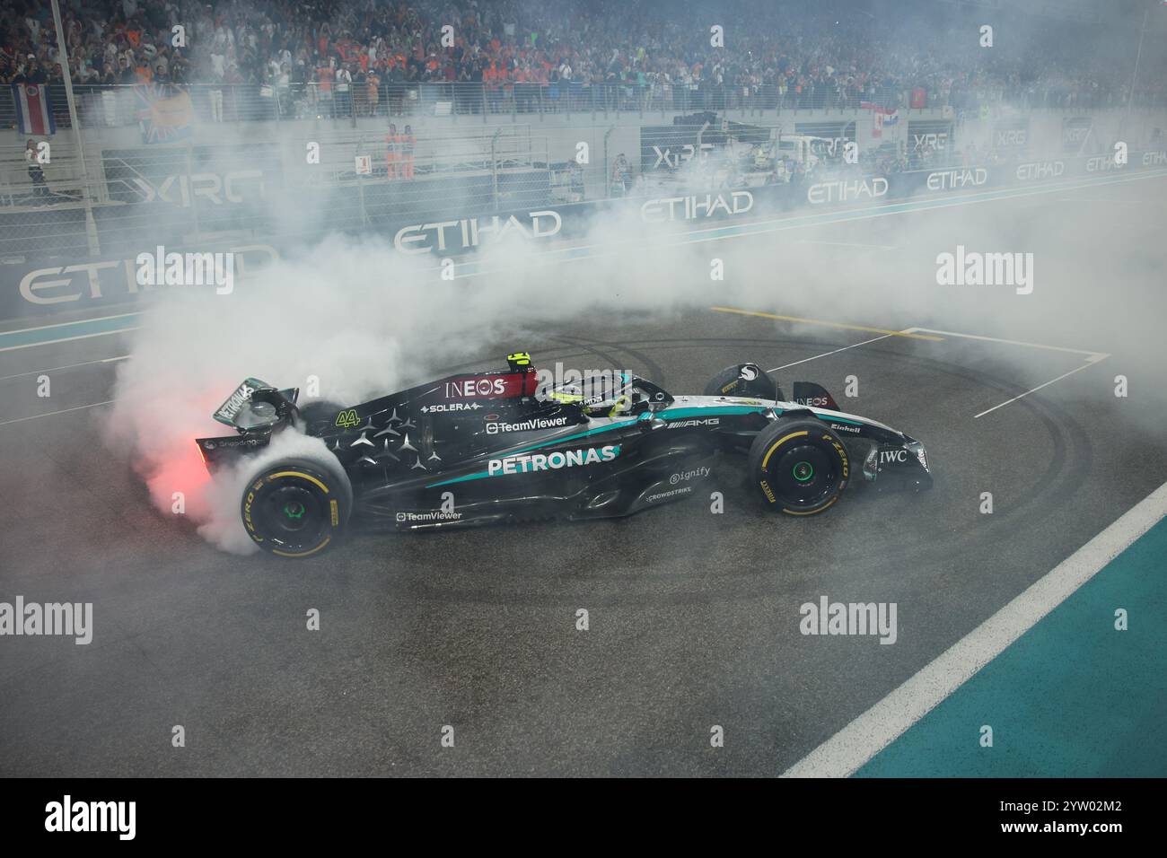Lewis Hamilton (Mercedes AMG Petronas Formula One Team, #44), Donuts ...