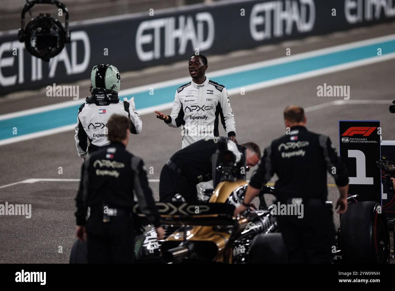 IDRIS Damson Alade-Bo (GBR), actor playing Joshua Pearce, driver of the ...