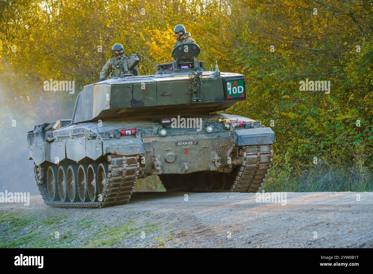 close-up of commander and gunner directing a Challenger ii 2 FV4034 ...