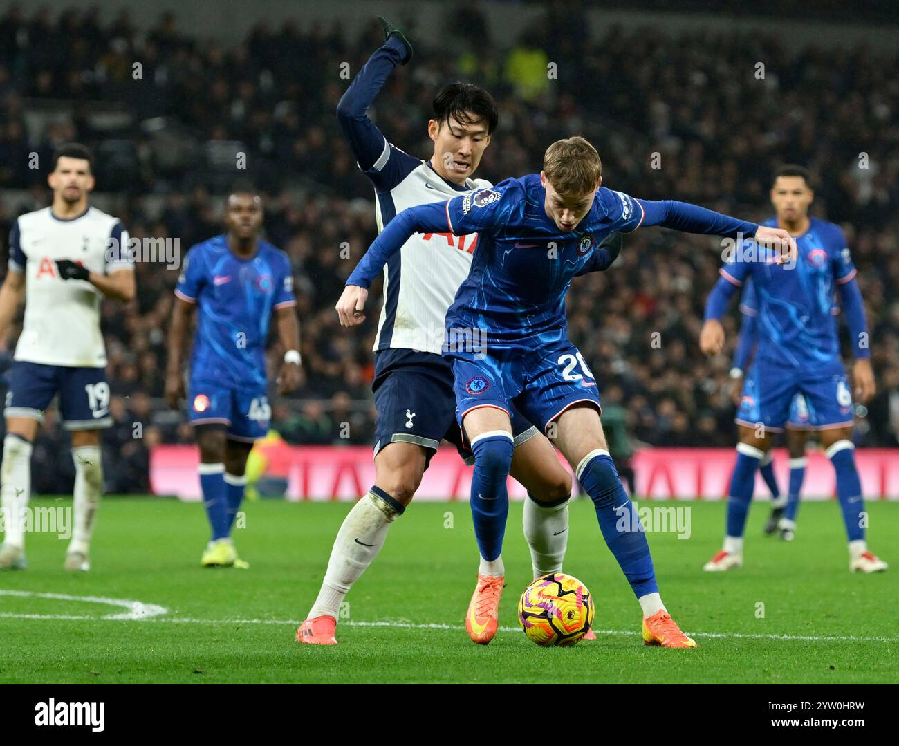 London, UK. 8th Dec, 2024. Cole Palmer (Chelsea) and Son Heung-min ...