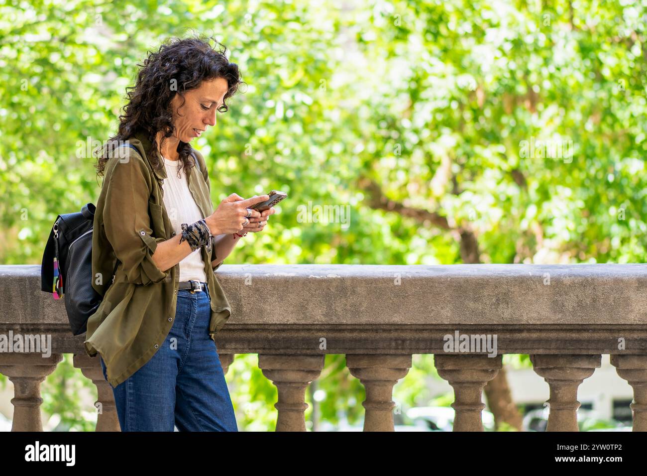 Person woman engaging outdoor hi-res stock photography and images - Alamy