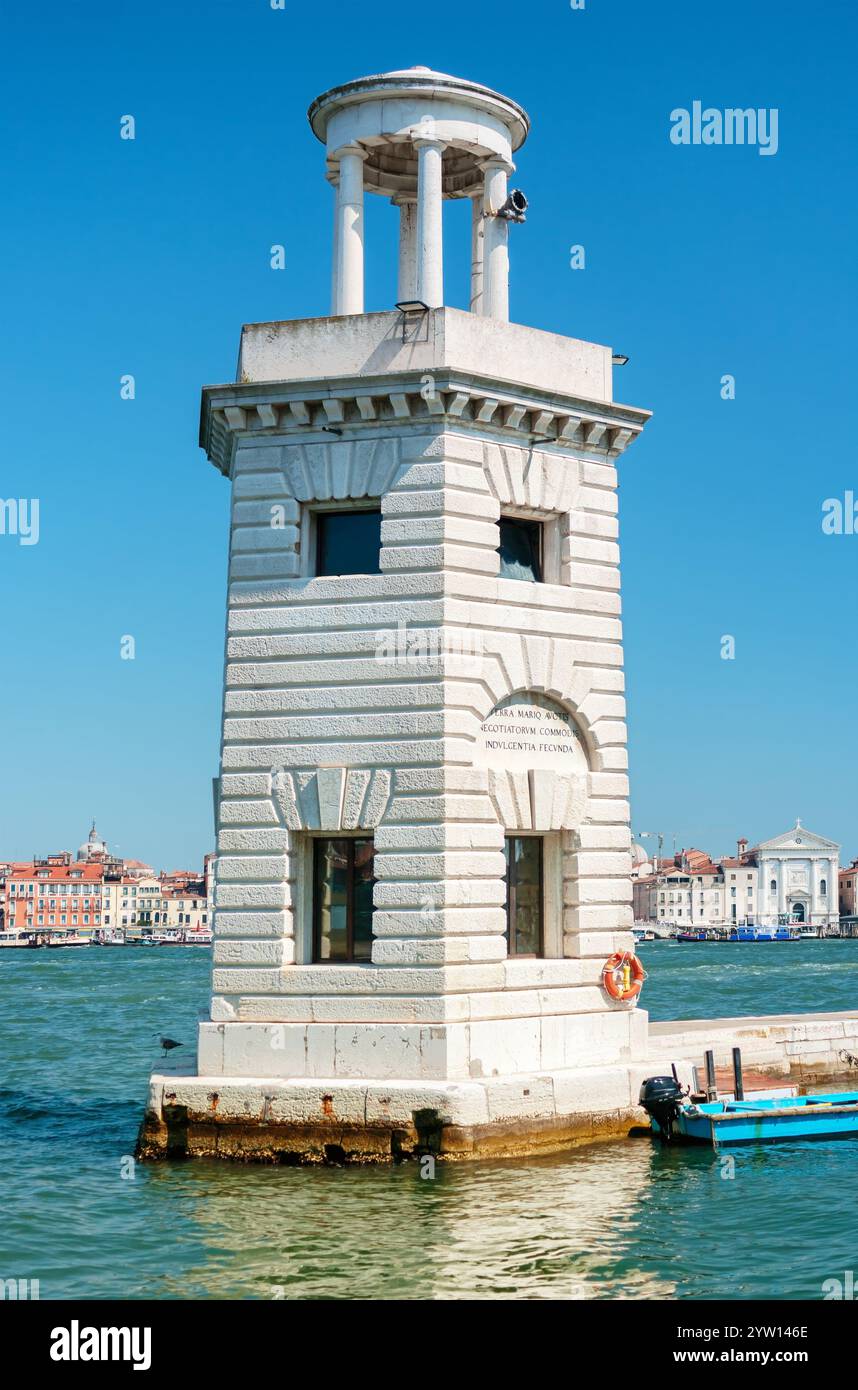St george the greater lighthouse hi-res stock photography and images ...