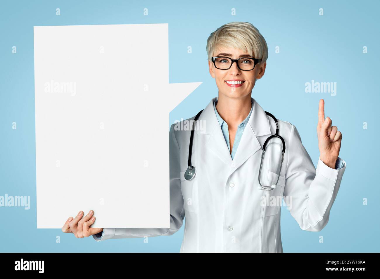 Doctor idea holds abstract hi-res stock photography and images - Alamy