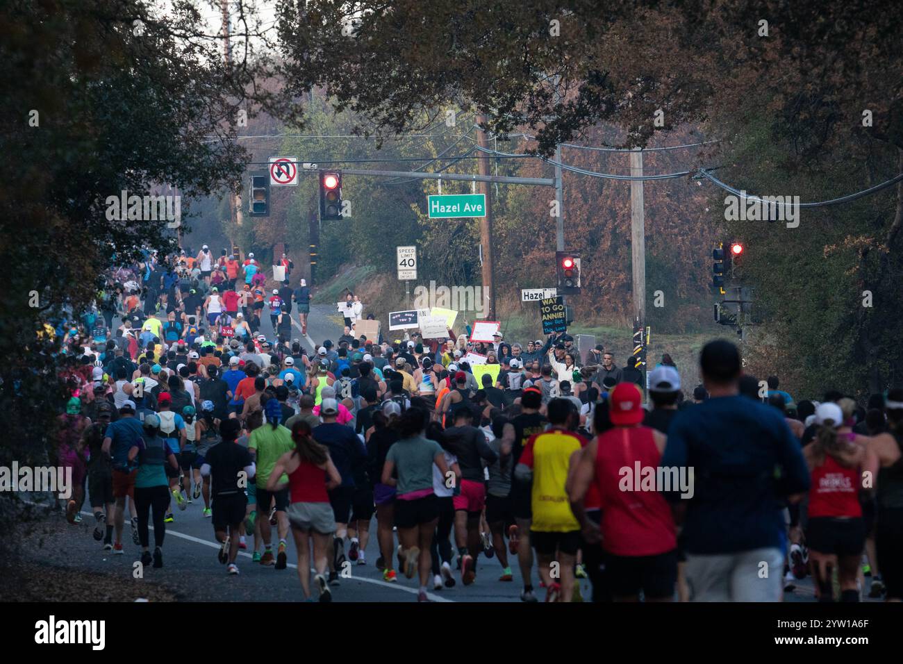 Sacramento, United States. 08th Dec, 2024. Runners participate in the ...