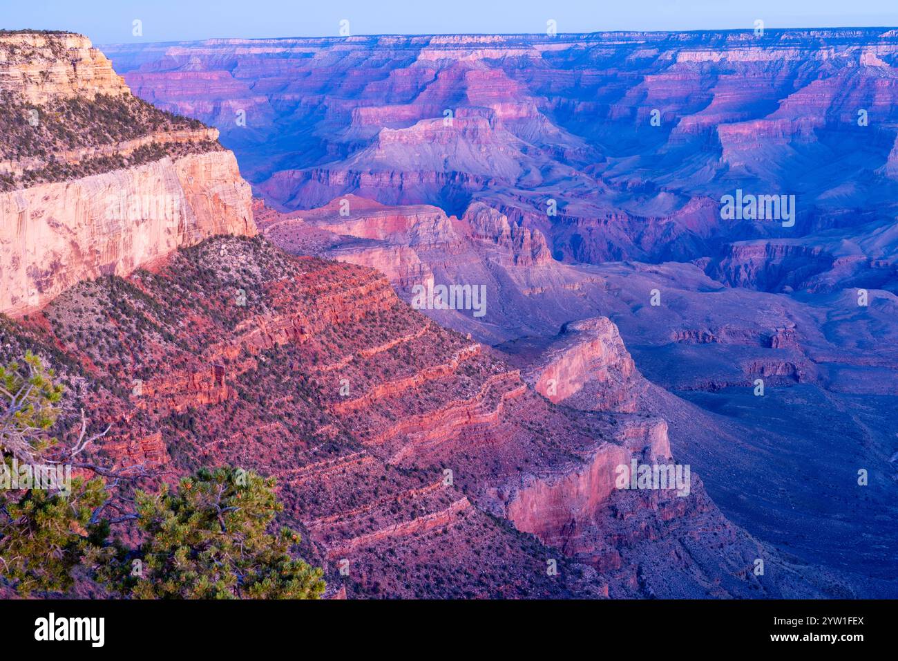 Sunrise over the Grand Canyon from Shoshone Point with Yaki Point on ...