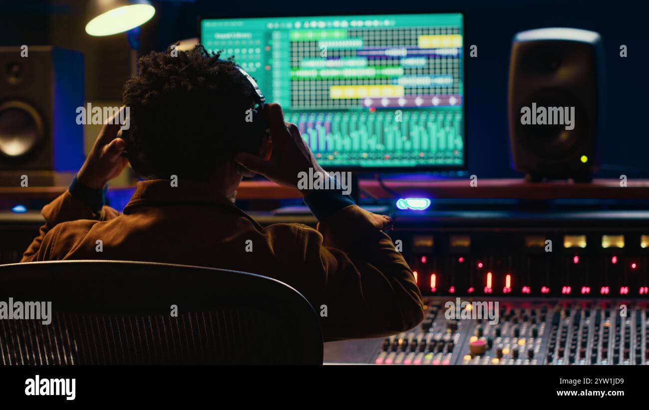 Sound designer at a sound board hi-res stock photography and images - Alamy
