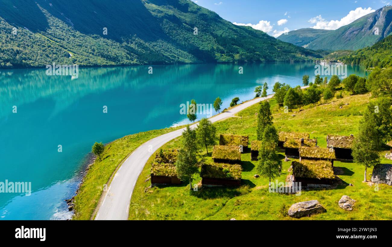 Cluster beautiful hills scenic water hi-res stock photography and ...