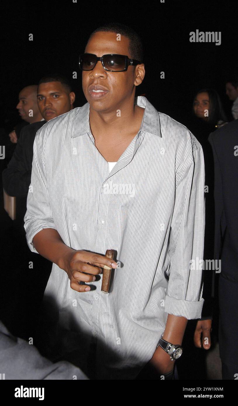 Beyonce january 1 2006 hi-res stock photography and images - Alamy