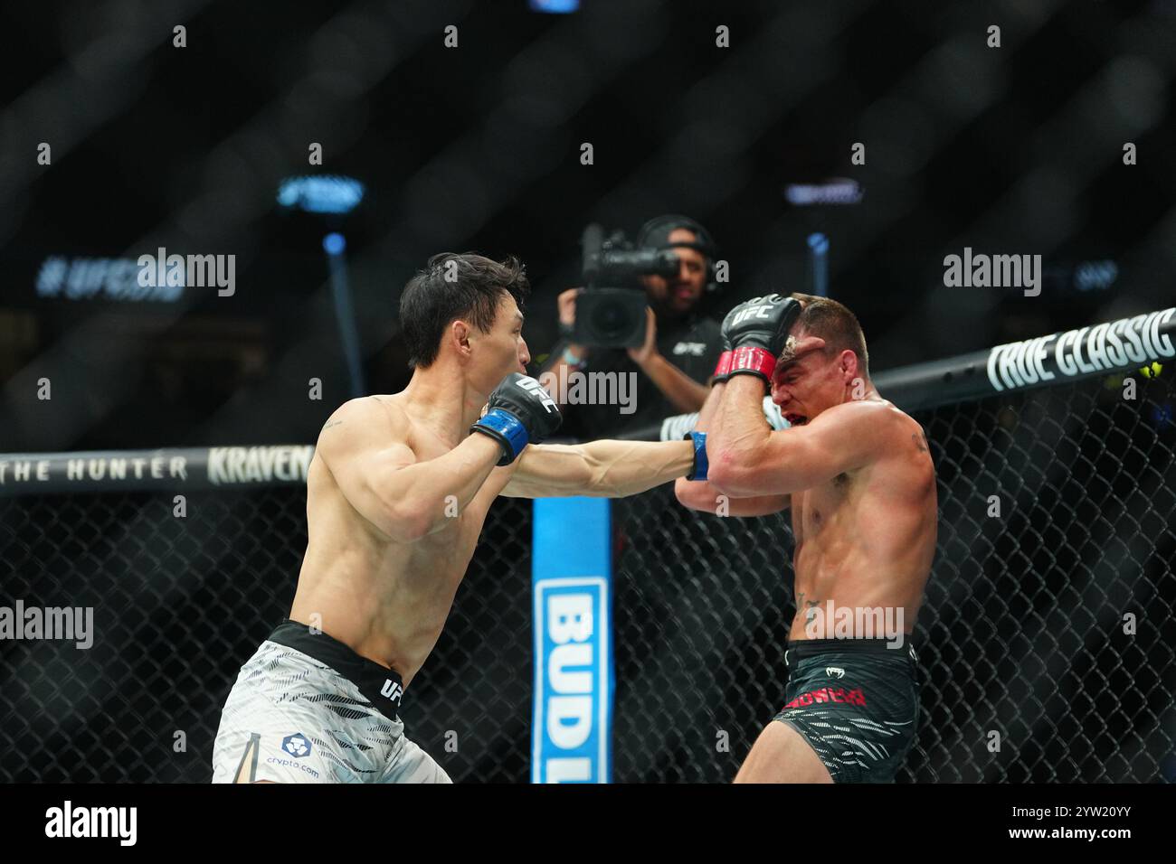 LAS VEGAS, NV -DECEMBER 7:Nate Landwehr and Dooho Choi meet in the ...