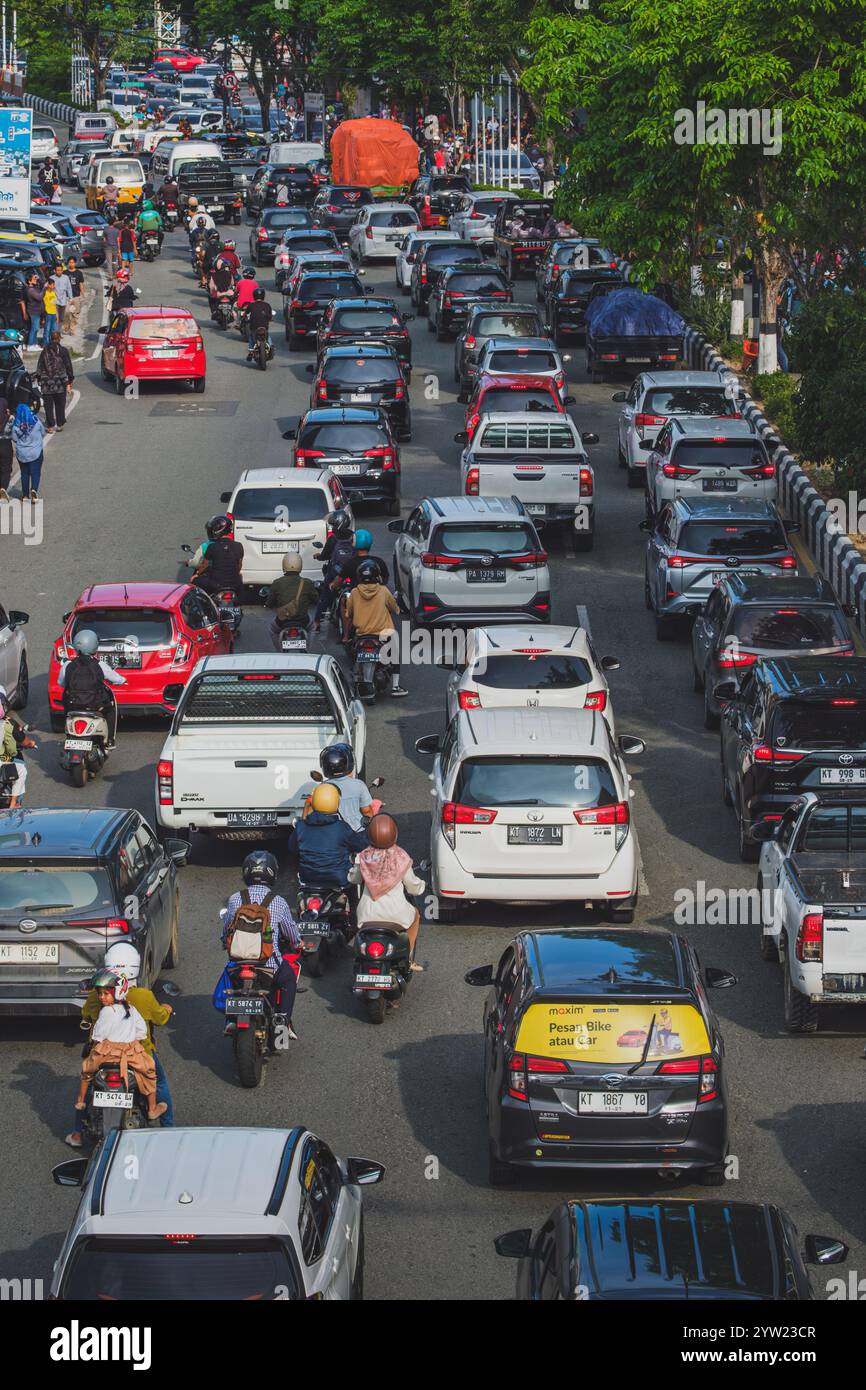 Balikpapan, Indonesia - November 9th, 2024. Rush hour traffic causes ...