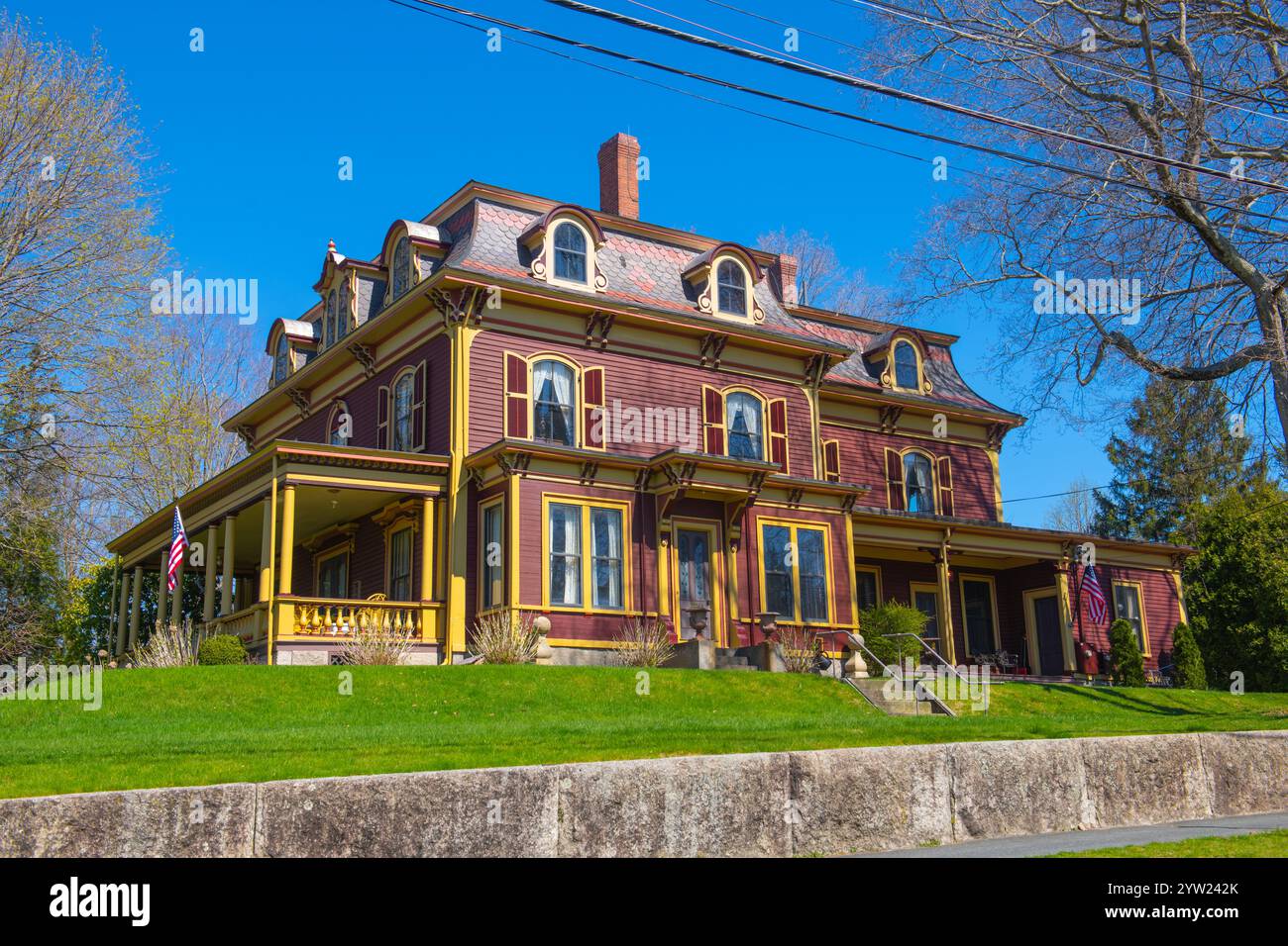 Historic residential House on Hopedale Street in historic town center ...