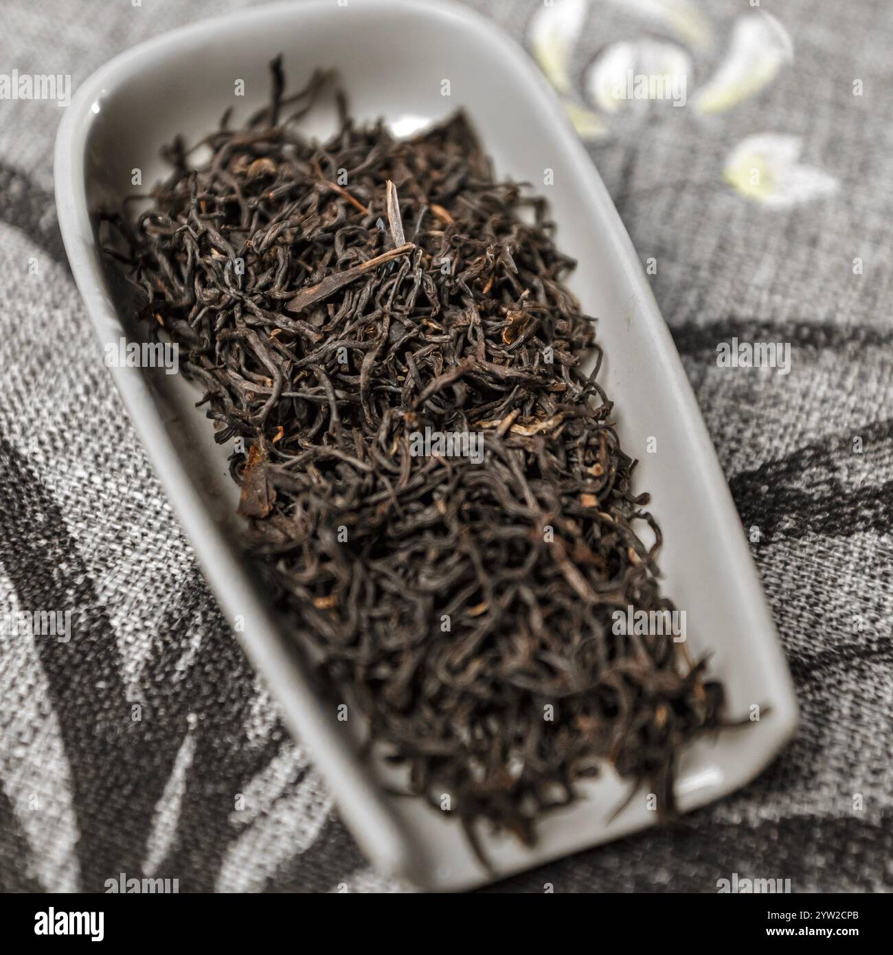Rich and aromatic loose black tea leaves that are perfectly prepared ...