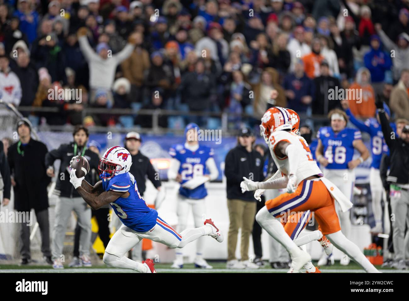 Charlotte, NC: Southern Methodist Mustangs wide receiver Roderick ...