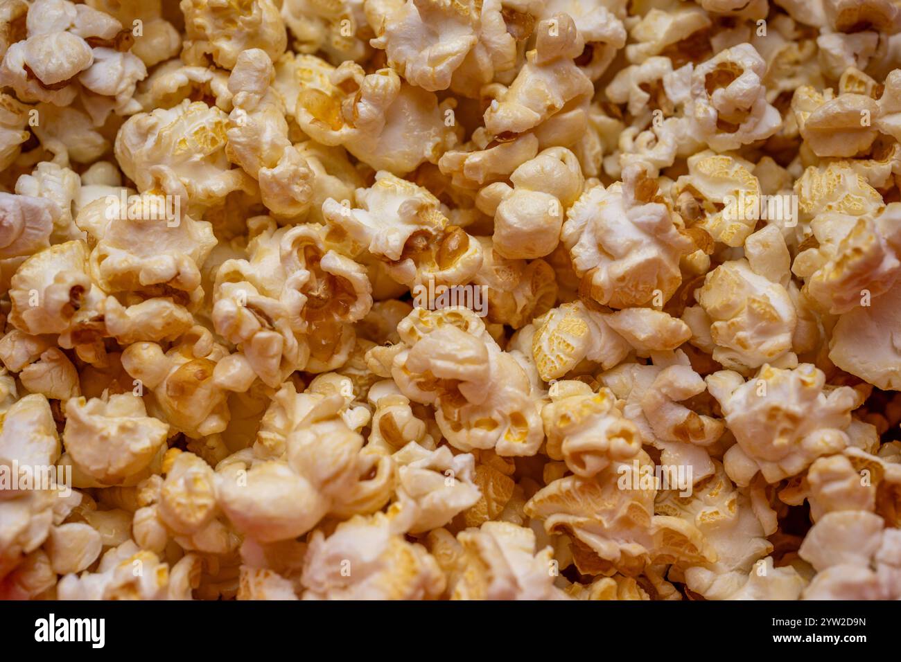 Popcornkern hi-res stock photography and images - Alamy