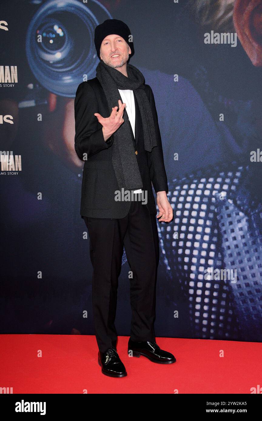 Michael Gracey bei der Premiere des Kinofilms Better Man - Die Robbie ...