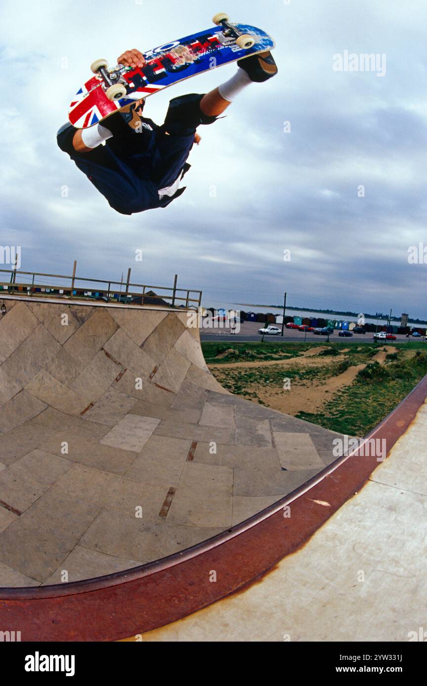 Extreme skateboarder riding on skate hi-res stock photography and ...