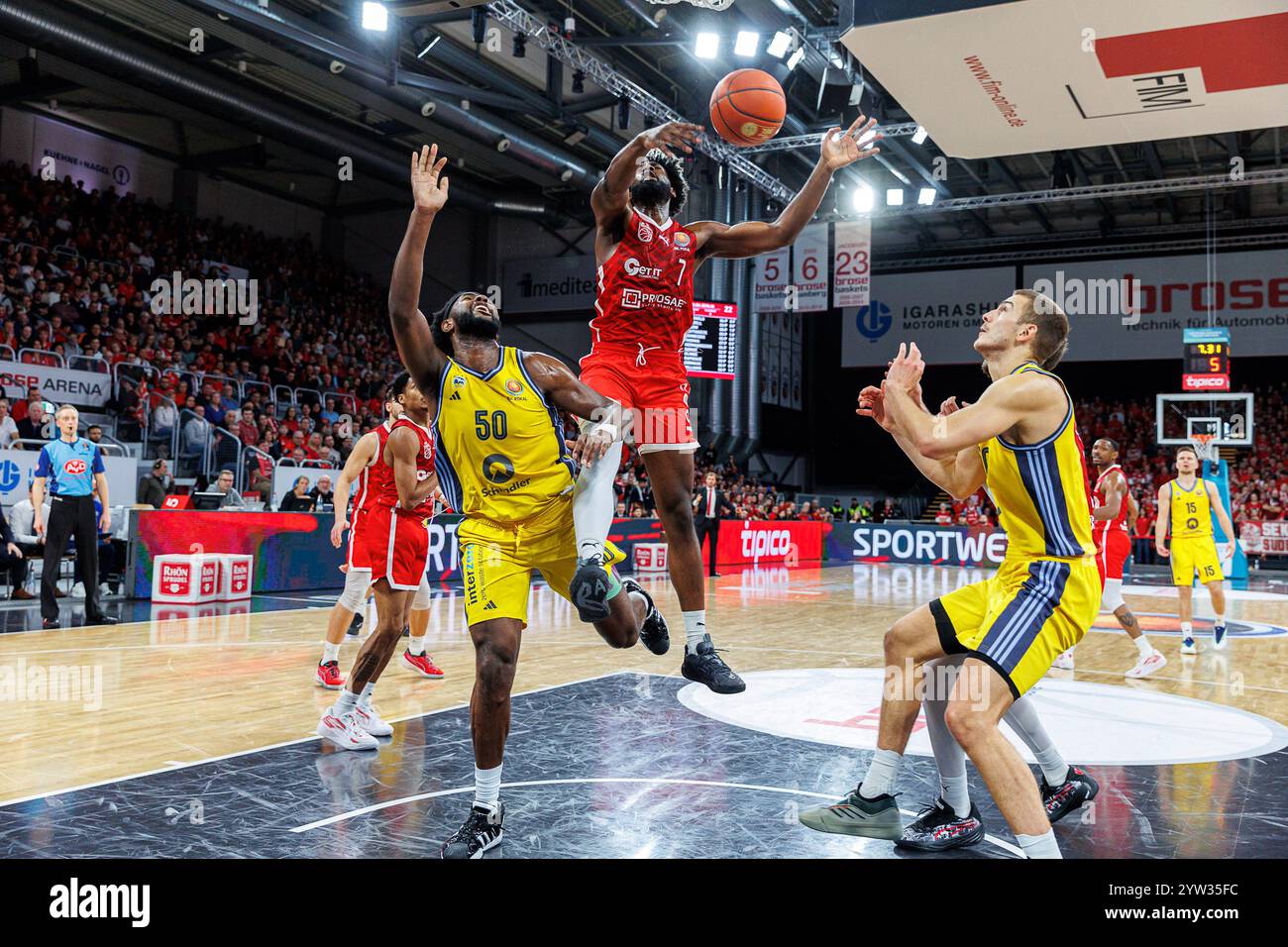 Keyshawn feazell bamberg baskets hi-res stock photography and images ...
