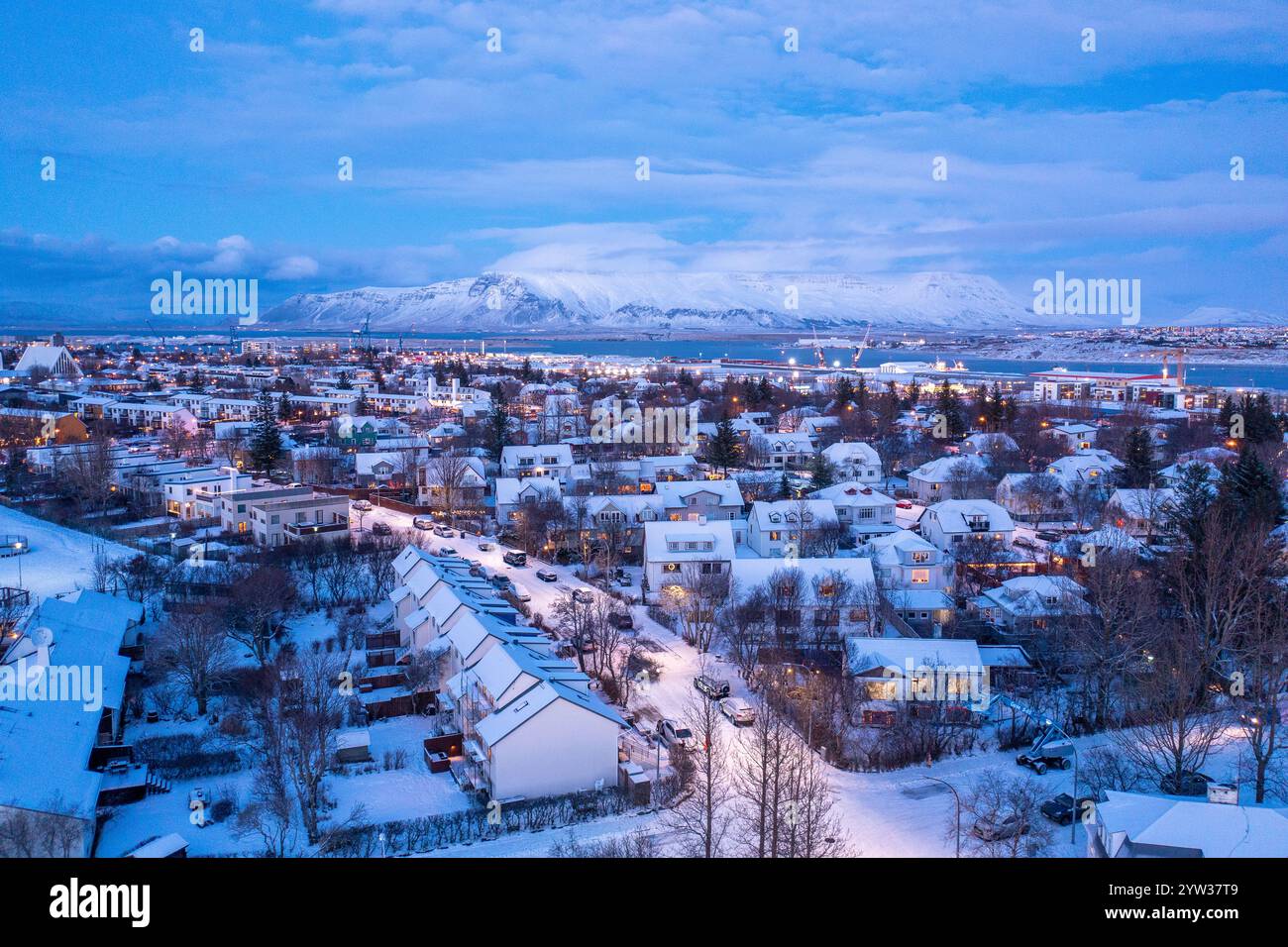 Neighborhood in reykjavik iceland hi-res stock photography and images ...