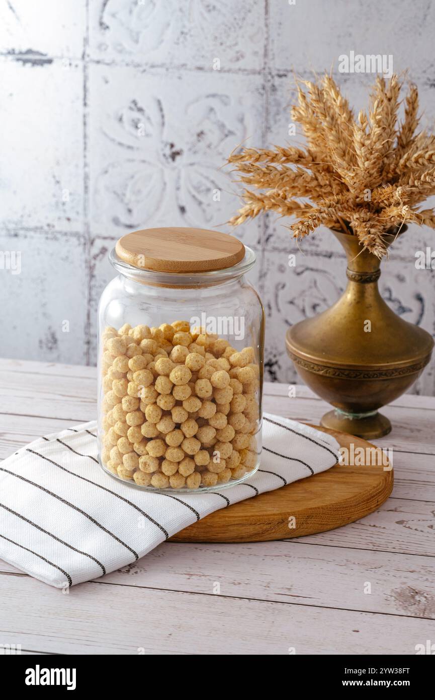 Corn flakes in glass jar hi-res stock photography and images - Alamy