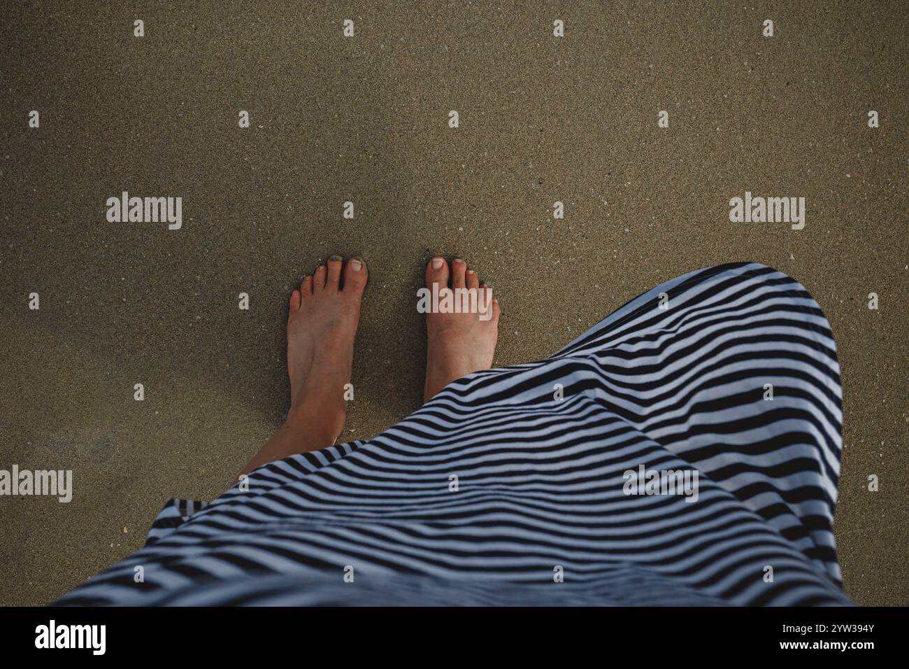 Looking at my feet hi-res stock photography and images - Alamy