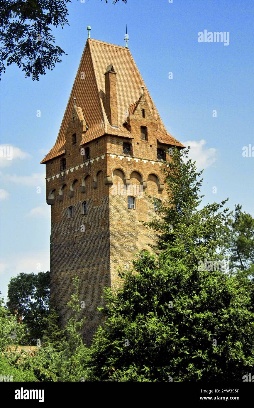 The old defence defence tower, Tangermuende, Saxony-Anhalt ...