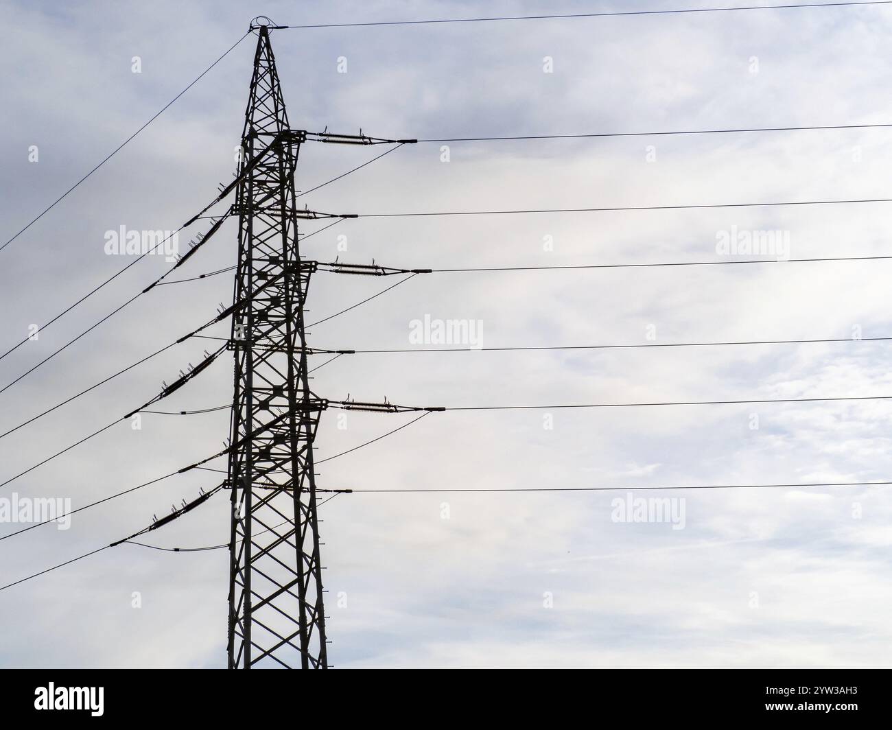 Electric transmission towers high voltage hi-res stock photography and ...
