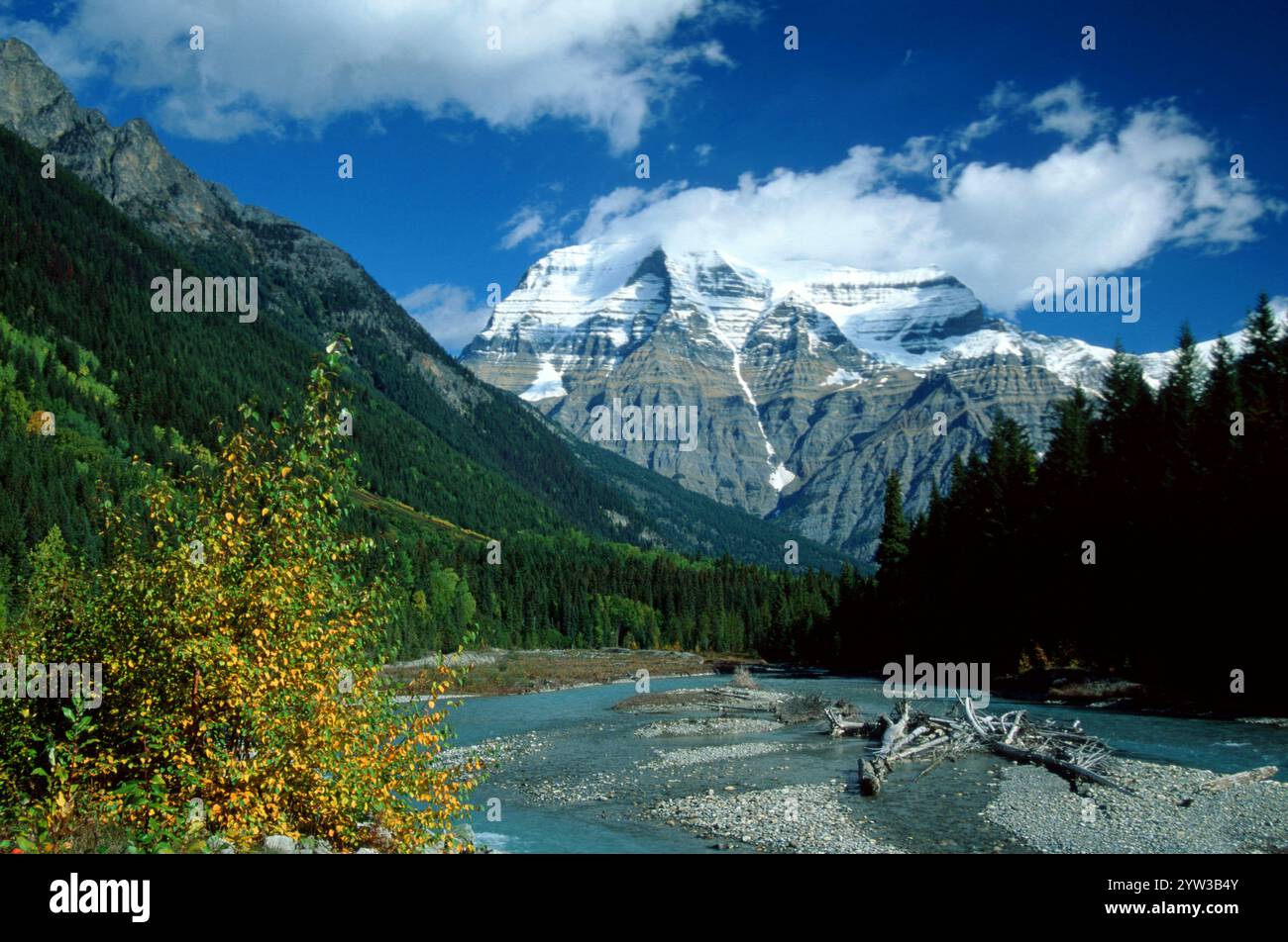 Mont robson provincial park hi-res stock photography and images - Alamy