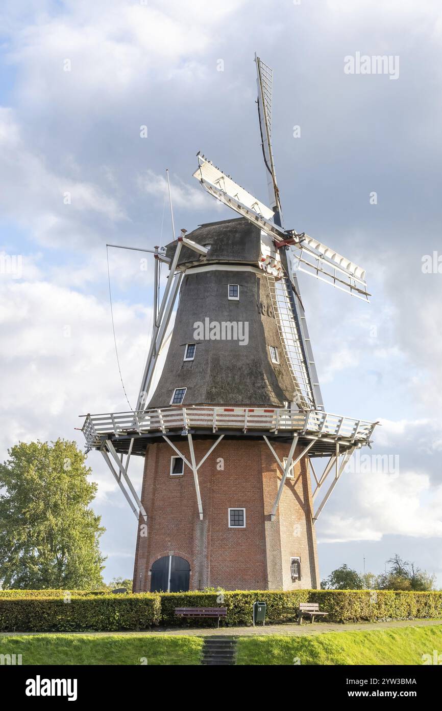 Dutch windmill in the country Stock Photo - Alamy
