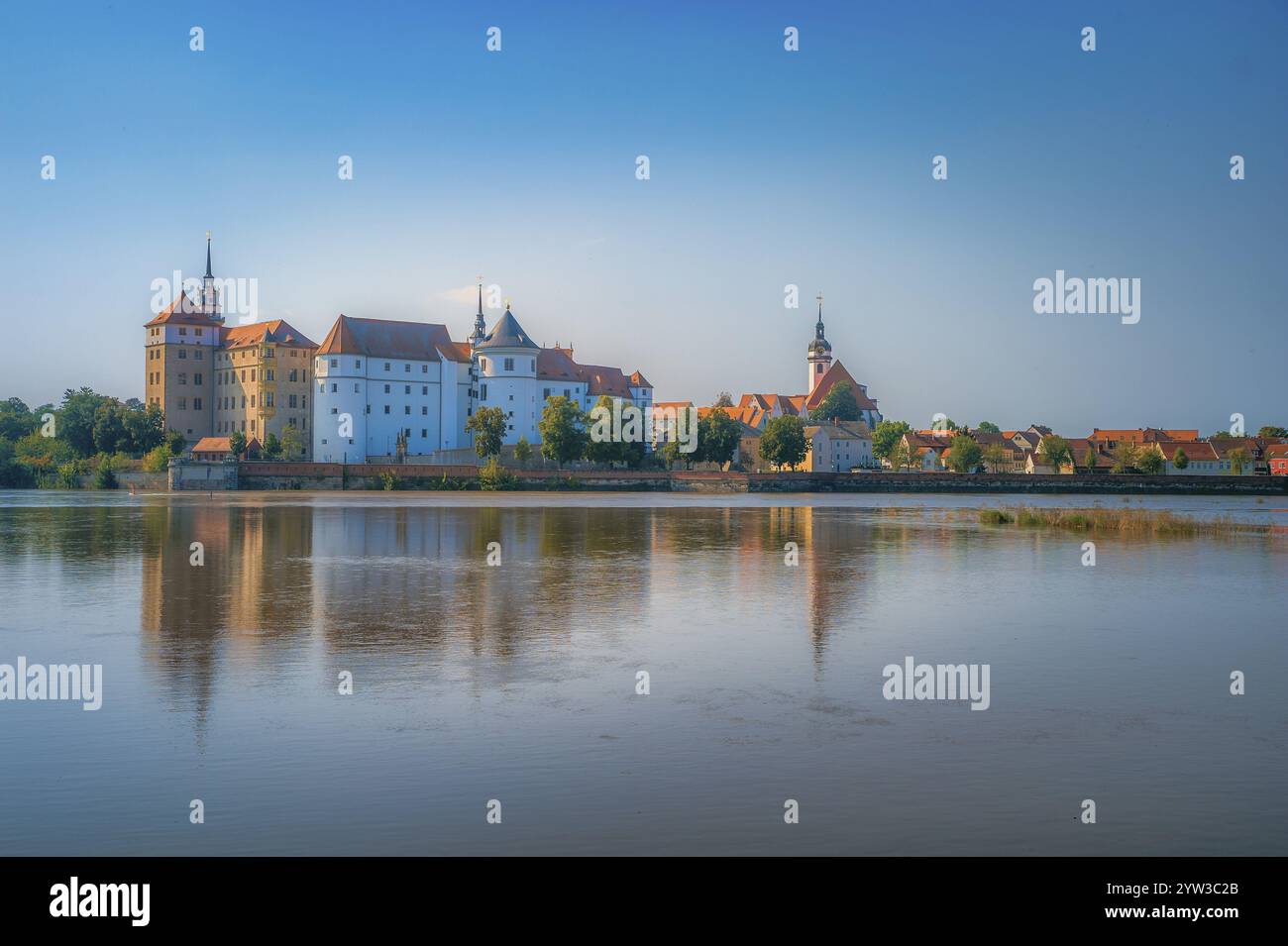 Encounter between Russian and American troops on the Elbe 25 April 1945 ...