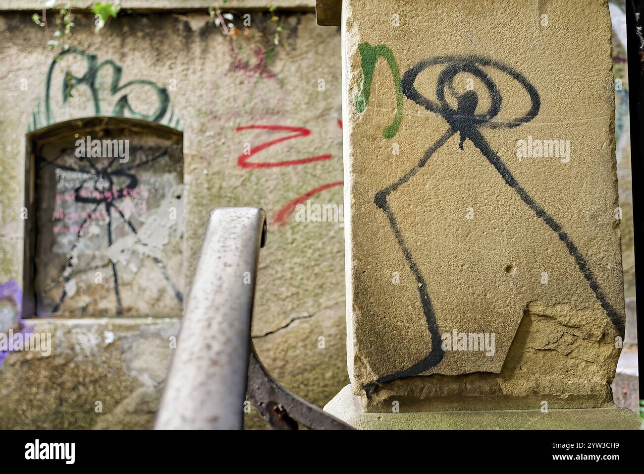 Harald Naegeli, Sprayer, Graffiti, Art, Art, Public, City, Naegeli stick figures at the portal ...