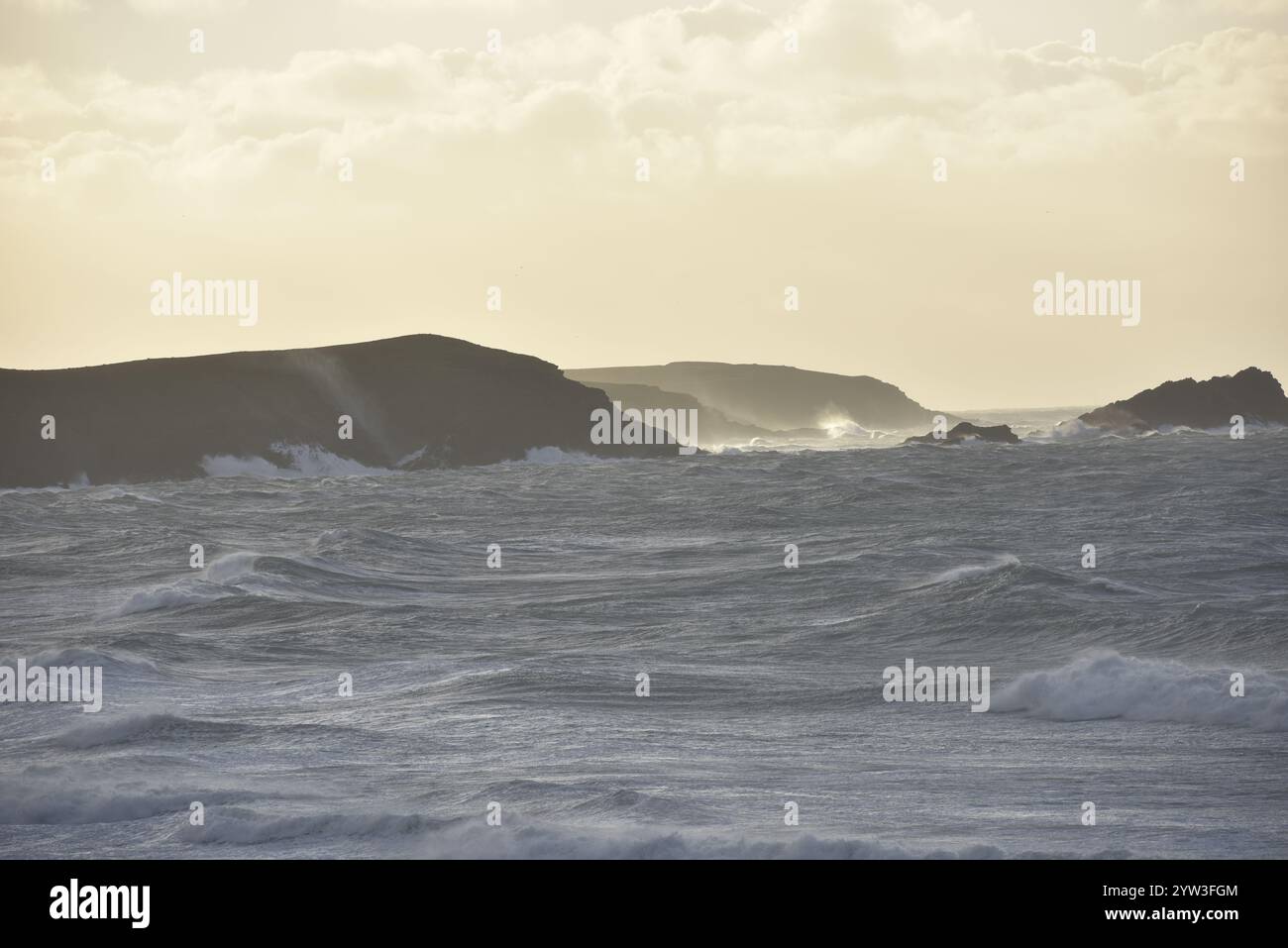Stormsincornwall hi-res stock photography and images - Alamy