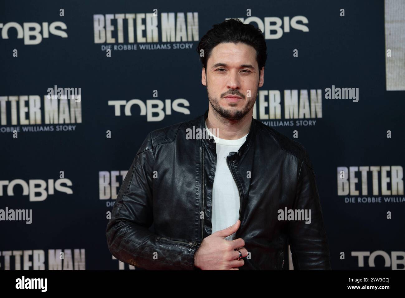 Alexander MILO, Schauspieler, Roter Teppich, Red Carpet Show, Ankunft ...