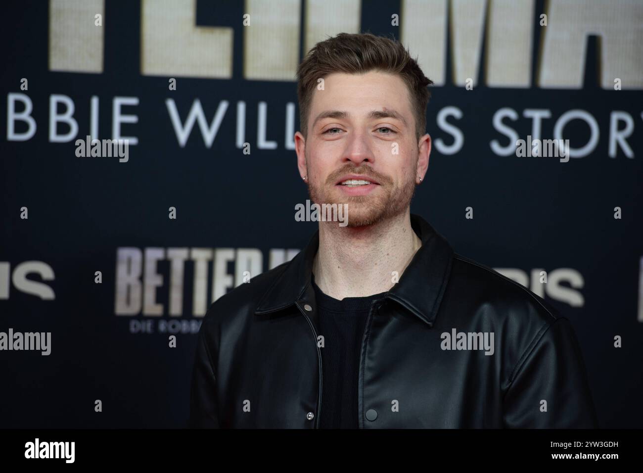 Dominik FLADE, Schauspieler, Roter Teppich, Red Carpet Show, Ankunft ...