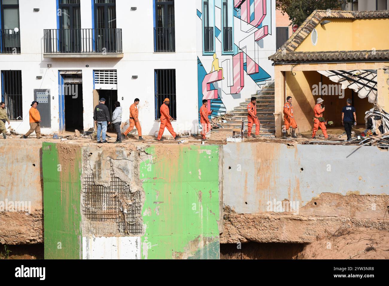 Brigada Topos Tlatelolco. First aid support and rescue team in calamity ...