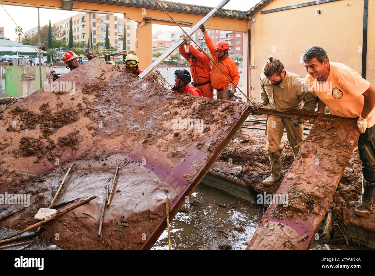 Brigada Topos Tlatelolco. First aid support and rescue team in calamity ...