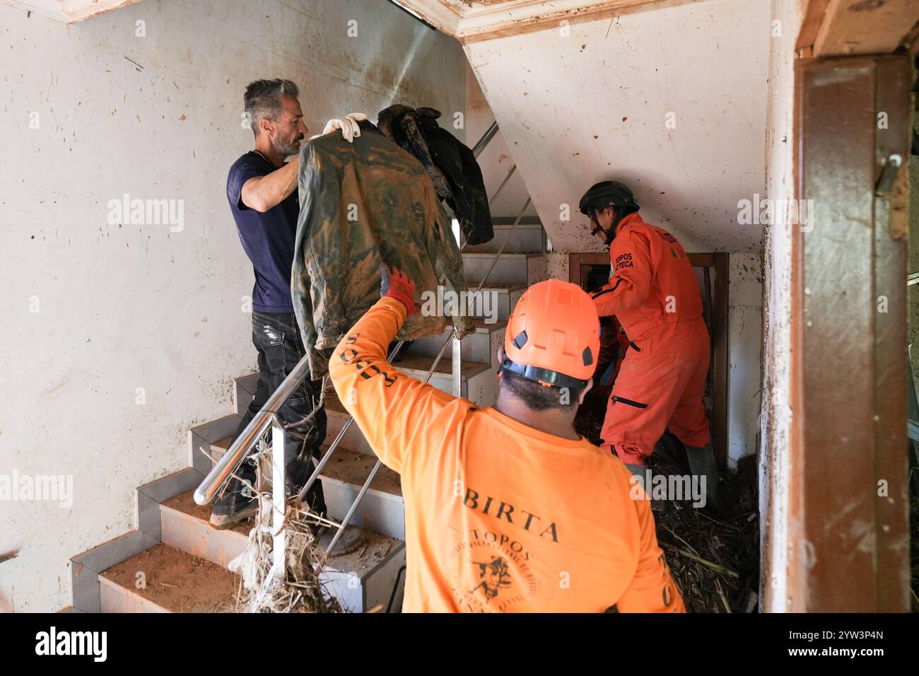 Brigada Topos Tlatelolco. First aid support and rescue team in calamity ...